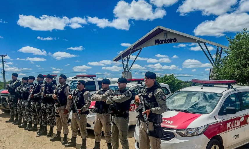 PolÍcia Forte Sociedade Segura 11º Batalhão Da Polícia Militar